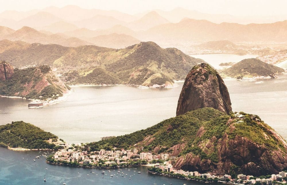 From New York to Rio de Janeiro: a voyage around the Americas