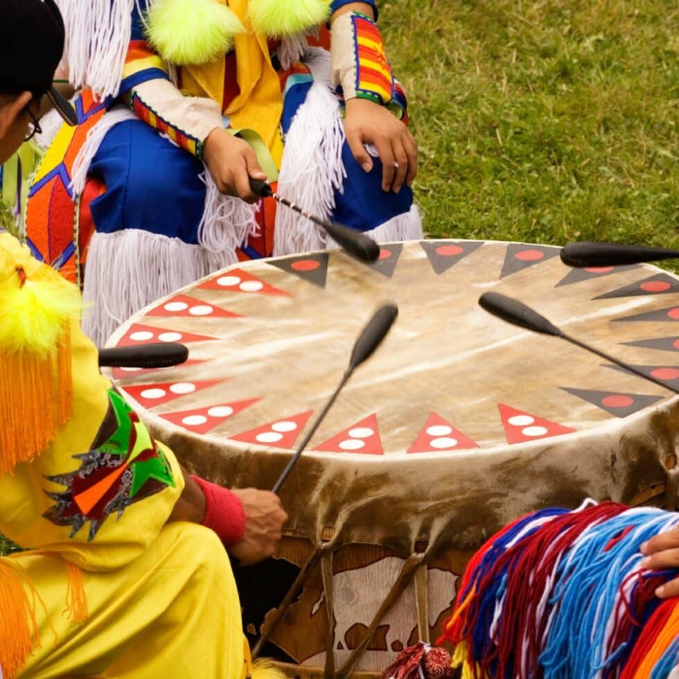 North American Great Lakes: Meeting the First Nations | Magazine PONANT